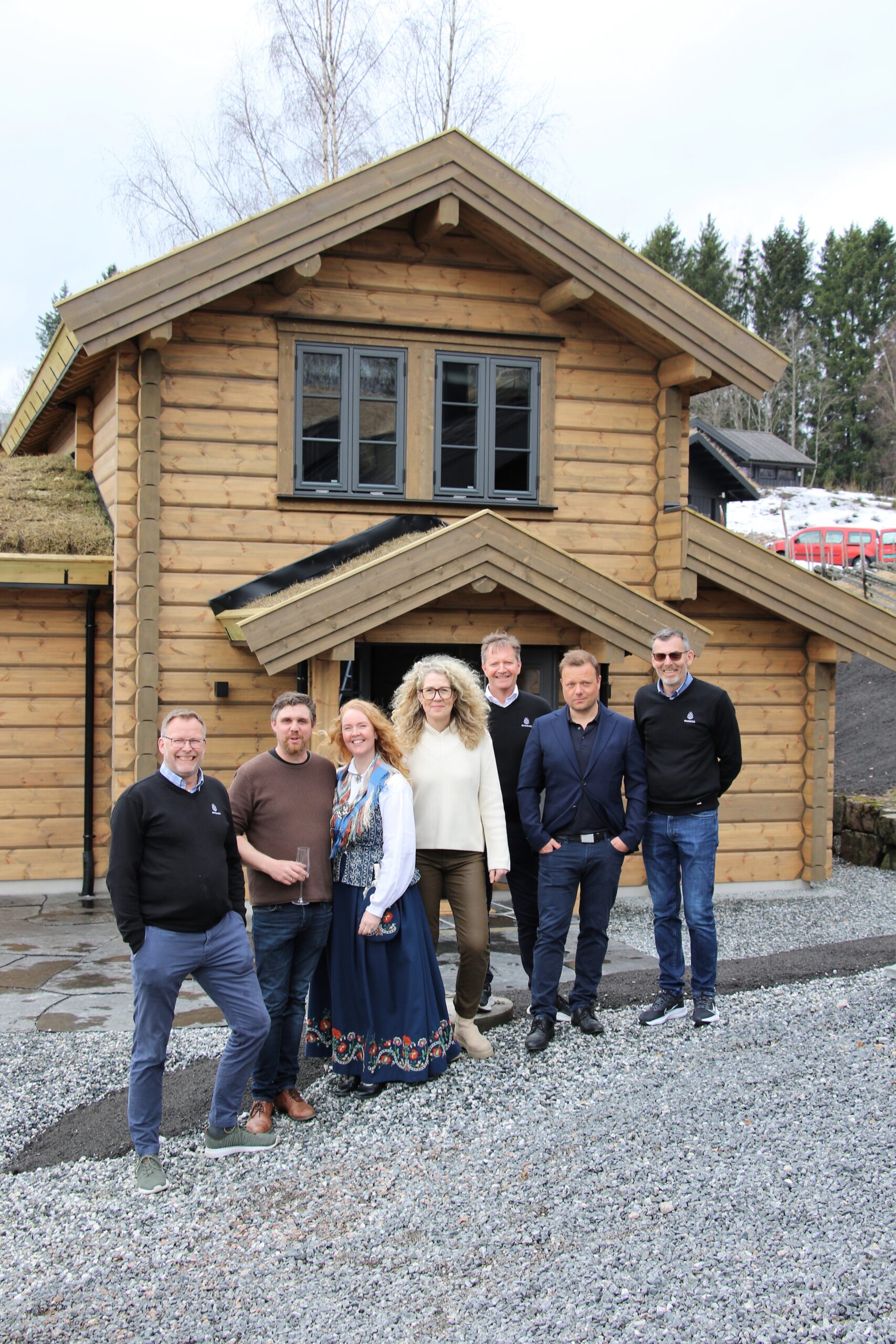 Øverbygg med ny hytte… – Norsk Hyttesenter